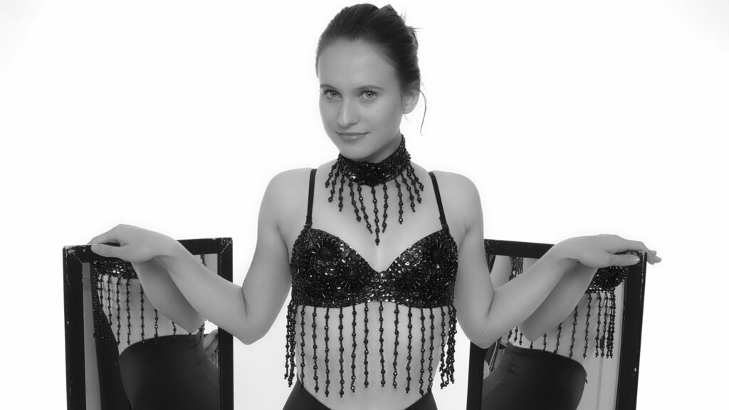 Kristine Gold - waist.it